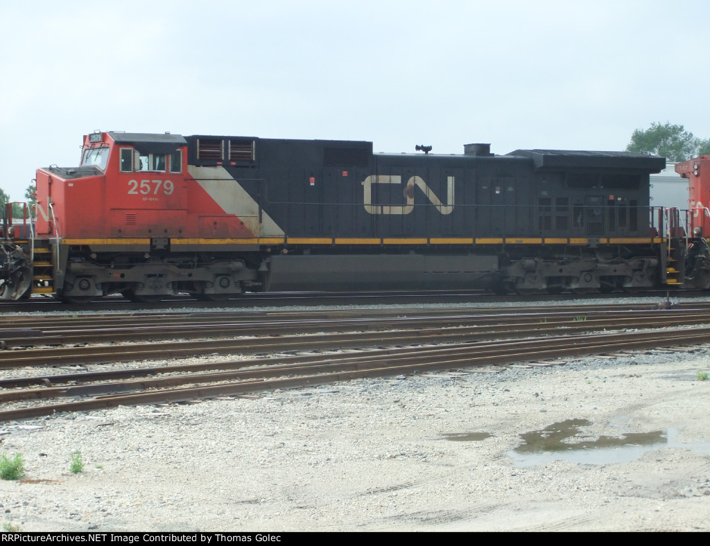 CN 2579